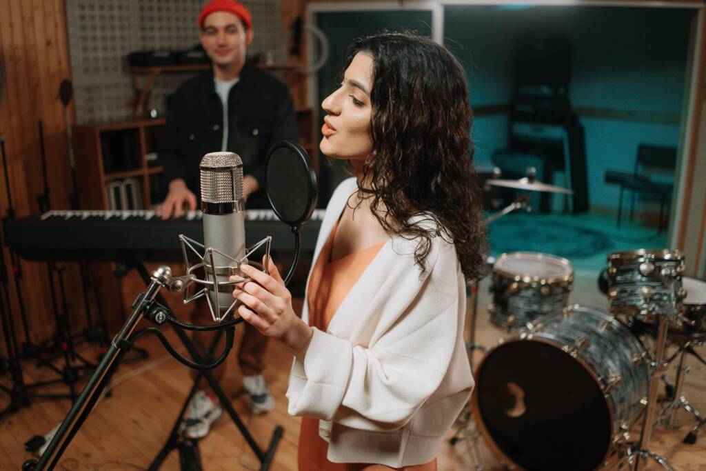 10 Simple Strategies for Shy Singers - Avery Raquel Voice Studio